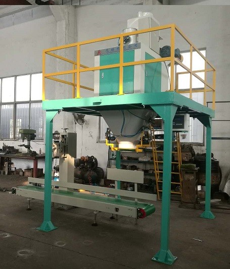 Vertical Rice Sugar Salt Bagging Machine Automatic Grain Bean Cereal